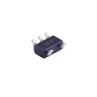 Cina MIC5205-5.0YM5-TR nuovo ed originale    MIC5205-5.0YM5-TR SOT-23-5   Circuito integrato in vendita
