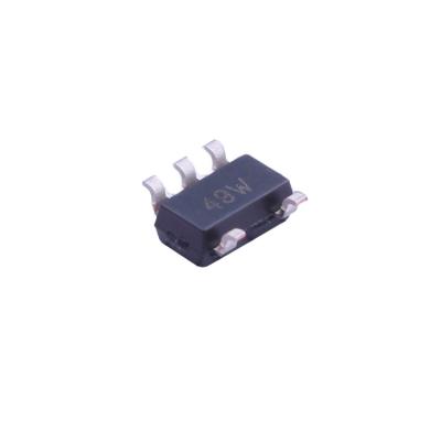 China Circuito integrado de Chip New And Original SOT-23-5 do controlador de MIC5233-5.0YM5-TR micro à venda