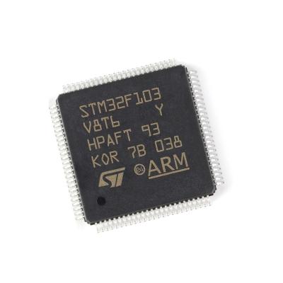 China In Voorraadmicrocontrollers de FLITS100lqfp van IC MCU 64KB ic spaander van geïntegreerde schakelingen met 32 bits STM32F103V8T6 Te koop