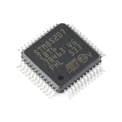 Cina In circuiti integrati ISTANTANEI di riserva STM8S207CBT6 di componente elettronico 48LQFP di IC MCU 8BIT 128KB dei microcontroller in vendita