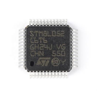Cina Originale componente elettrico di elettronica dei rifornimenti di Chuangyunxinyuan e chip STM STM8L052C6 STM8L052 STM8L052C6T6 di CI in vendita