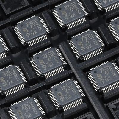 Cina Originale componente elettrico di elettronica dei rifornimenti di Chuangyunxinyuan e chip STM STM8L052C6 STM8L052 STM8L052C6T6 di CI in vendita