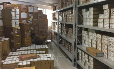 Cina Nuovo e circuito integrato originale CI Chip Mcu STM32F STM32F429 STM32F429VGT6 di STM32F429VGT6 in vendita
