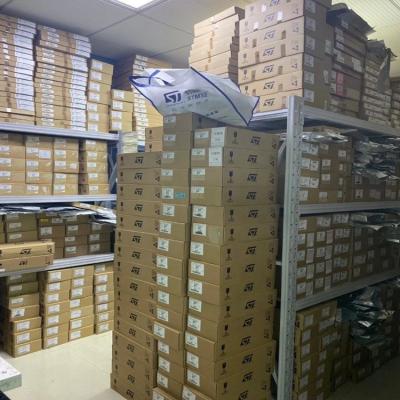China Van het Flashgeheugenic van M25P40-VMN6TPB M25P40 25P40VP SOP8 de Spaander M25P40VMN6TPB Te koop