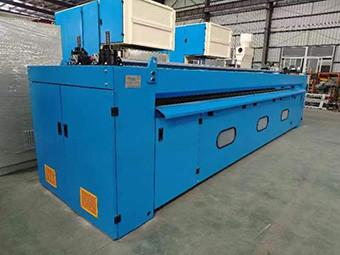 China Máquina de dibujo de 5 rodillos de alta precisión para la producción de sustratos de geotextil y cuero sintético en venta