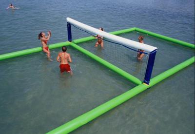Cina I giochi gonfiabili di sport di pallavolo dei giochi dell'acqua del lago per l'acqua parcheggiano in vendita