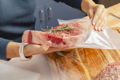 Китай Сумки уплотнителя вакуума галлона 11 дюйма для уплотнителя вакуума кварты еды уплотнения a замораживателя ВПТ продается