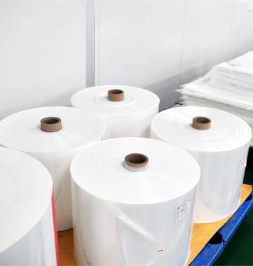 Cina Film materiale su misura di Thermoforming di allungamento di PA che fonde per l'applicazione dell'alimento in vendita