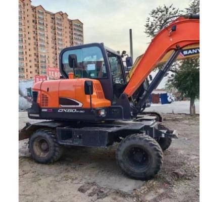 China Used excavator Doosan DX60 Used small wheeled excavator dh60 professional crawler excavator for sale for sale