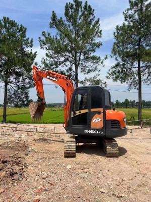Cina 6 tonnellate Macchine per la costruzione Escavatore DH60 Macchine per il movimento della terra in vendita