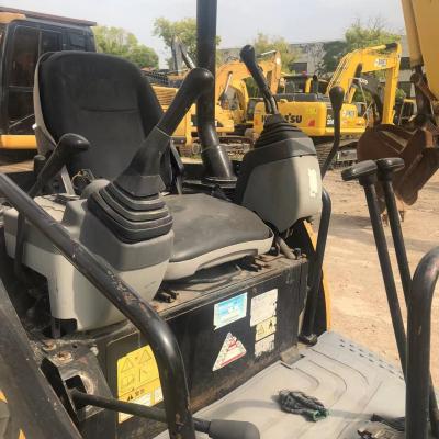 Cina 2 tonnellate di escavatore di tipo crawler di 14,3 kW utilizzato prodotto nel 2017 in ore basse gatto utilizzato escavatore in vendita