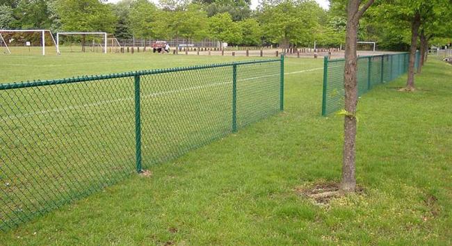 pvc coated chain link fence