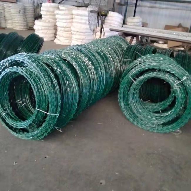 concertina razor wire