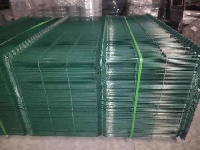 green colored curved mesh fence panels 