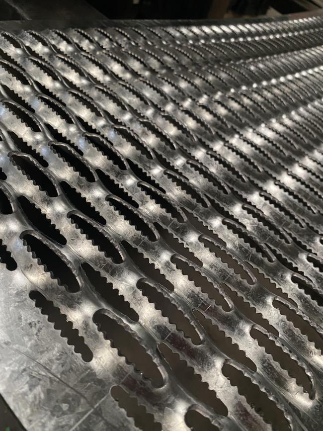 grip strut grating