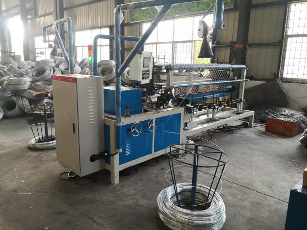 automatic chain link machine