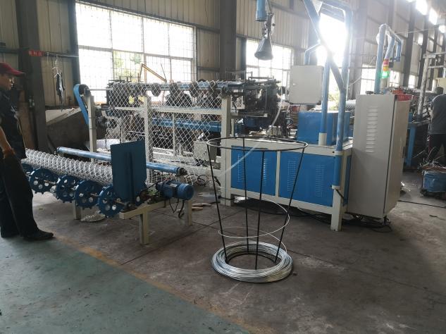 automatic chain link machine