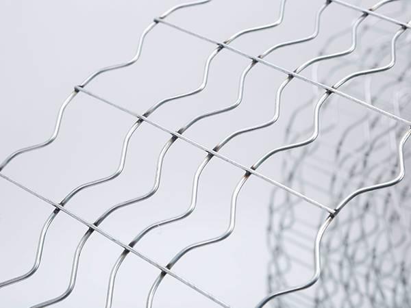 The side view of CWC mesh with 8 line wires