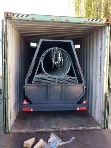 razor wire trailers