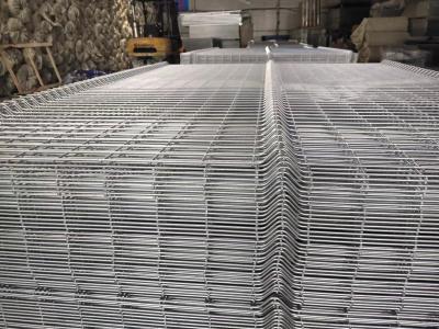 China V Bend Mesh Panel 1030mm Curved Metal Fence Ral6005 for sale