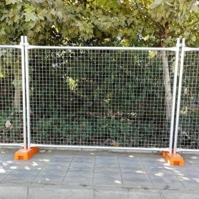China Hot Dipped Mesh Portable Temporary Fence For Protection for sale