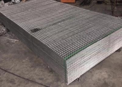 China 4*8 Feet Hot Dipped Galvanised Welded Wire Mesh Panel Customized Hole Shape for sale