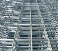 China High Durability 2x2 Galvanized Welded Wire Mesh Fence Panel 5m Length for sale