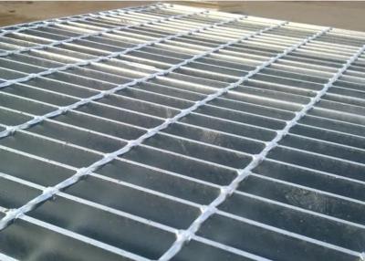 China Welded 30x100Mesh Galvanised Floor Grating Customizable Size for sale