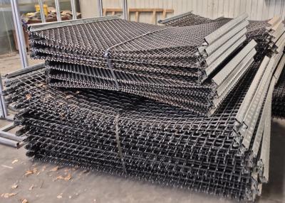 Chine Shaker Gravel Mesh Vibrating Screen pour le sable de silice à vendre