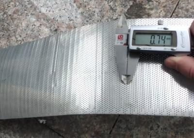Китай Металл из нержавеющей стали с микроновыми отверстиями, пропергированный сетчатым листом продается