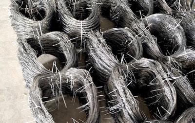 China MZP Anti-Tank Metal Wire Mesh 10x10x1.4m Low-Visibility Barrier for sale