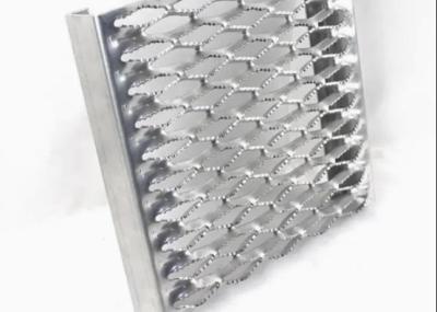 China Heavy Duty Grip Strut Perforated Metal Plank Grating Storage Areas for sale