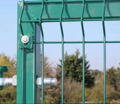 China Hot Dipped Galvanized 3D Outdoor Decorative Curved Welded Wire Mesh Garden Fence Panel for sale
