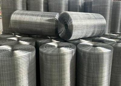 China Premium Hot DIP Galvanized Welded Wire Mesh Panels for Livestock for sale