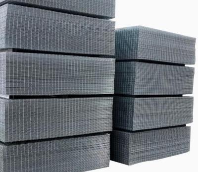 China BLACK WELDED MESH PANEL Welded Wire Mesh Panel and Rolls for sale