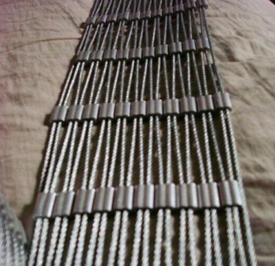 China Flexible 304/316 Hand Woven Stainless Steel Knotted Wire Rope Cable Mesh for sale