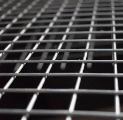 China 4X4 Hot Dipped Galvanized Welded Wire Mesh Panel for sale