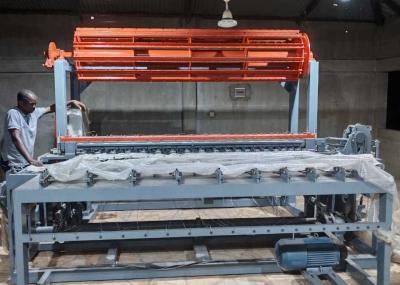 China Cattle Fence Equipment Wire Mesh Making Machine Steel Wire Drawing Normal Type Hinge Joint Field Deer Fence Making Machine for sale