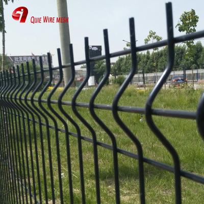 China 3D Curved Double Wire Mesh Fence with V Beams for Factory Perimeter for sale