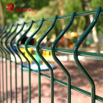China 3D Curved Welded Wire Mesh Panel Fence Easily Assembled with Reasonable Price for sale