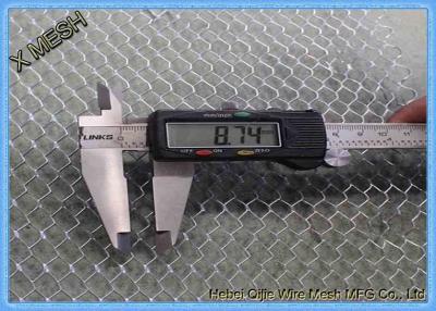 중국 2.5 편평한 확장된 직류 전기를 통한 다이아몬드 메시 욋가지 96" 친절한 길이 Eco 판매용