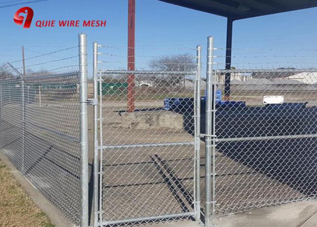 chain link fence