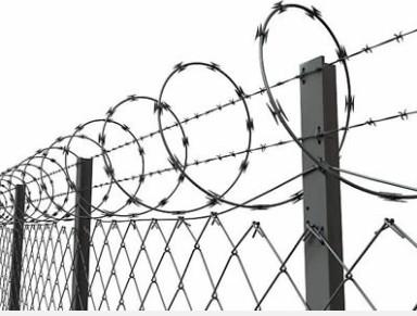 China 8 Ft X 50 Ft Chain Link Fabric Fencing With Razor Barbed Wire For High Level Security for sale