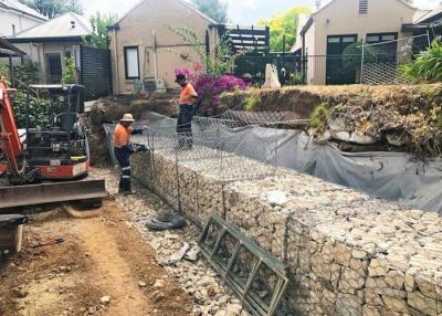 Cina 2x1x1m Mesh Pre Made Gabion Baskets esagonale in vendita