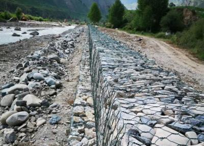 Cina Il PVC dell'acciaio inossidabile del controllo delle inondazioni ha ricoperto il gabbione Mesh Weight Per Square Meter in vendita