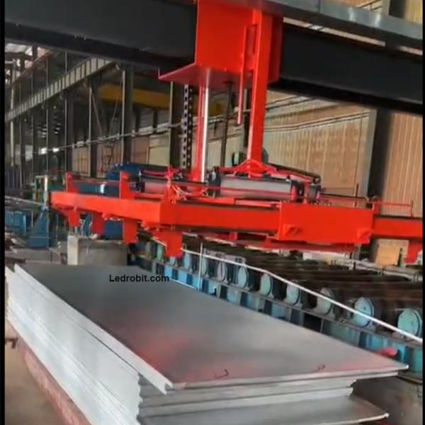Quality Heavy Duty Industrial Servo Motor / Industrial Robot with Customizable Options and LCD Display for sale