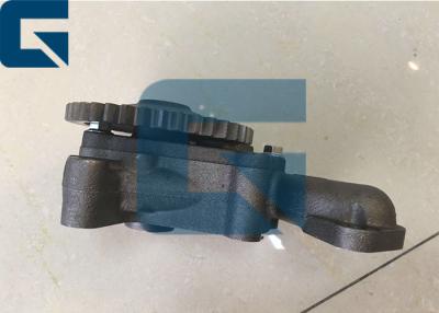 Cina PC200-3 Parti per escavatori 6D105 Pompa di olio per motori diesel 6221-53-1100 6136-52-1210 in vendita