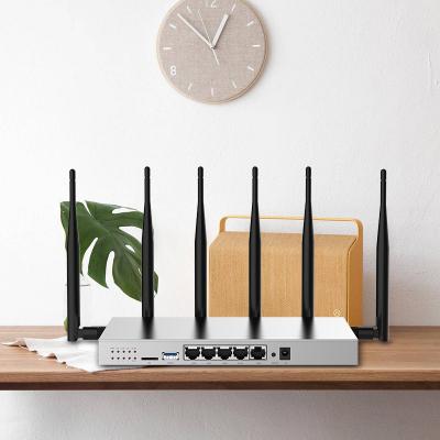 Cina Dualband 1200Mpbs 4G LTE Wireless Router Openwrt System 802.11AC USB 3.0 One SIM Card Slot in vendita