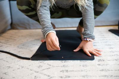 Cina Migliorare il sonno Ridurre l'infiammazione Dolore e ansia Permettere un sonno più profondo Terrazione Mat yoga in vendita
