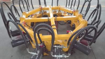 Cina Diametro 300 del mucchio di interruttore di 30 Mpa Max Crowd Pressure Hydraulic Pile colpo della folla da ~1050 millimetri 135 millimetri in vendita
